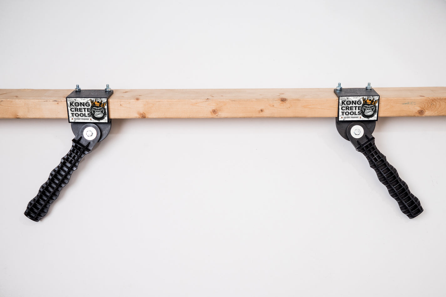 Adjustable Screed Handles for Better Concrete Work